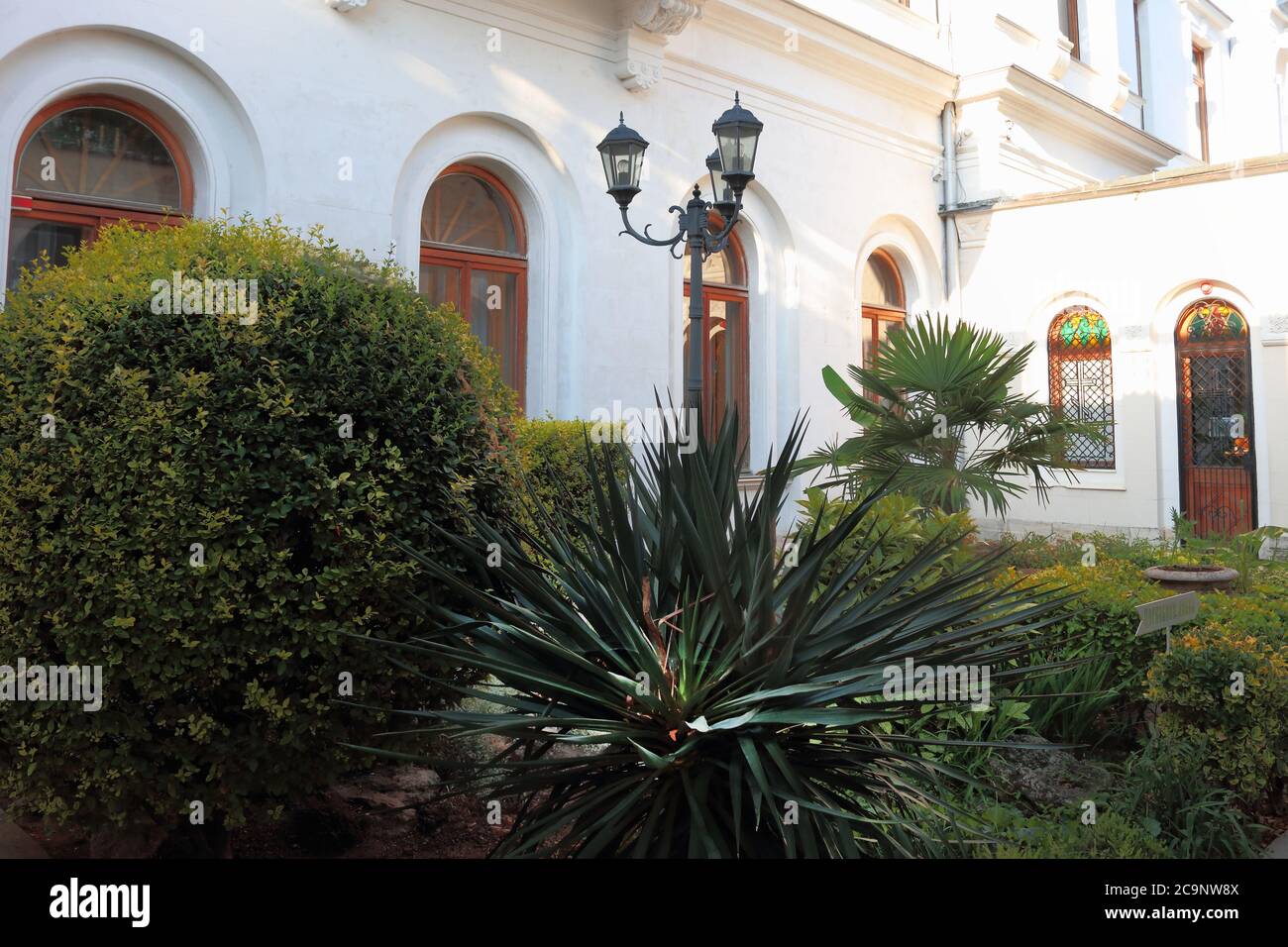The territory of the Livadia Palace. Crimea Stock Photo - Alamy
