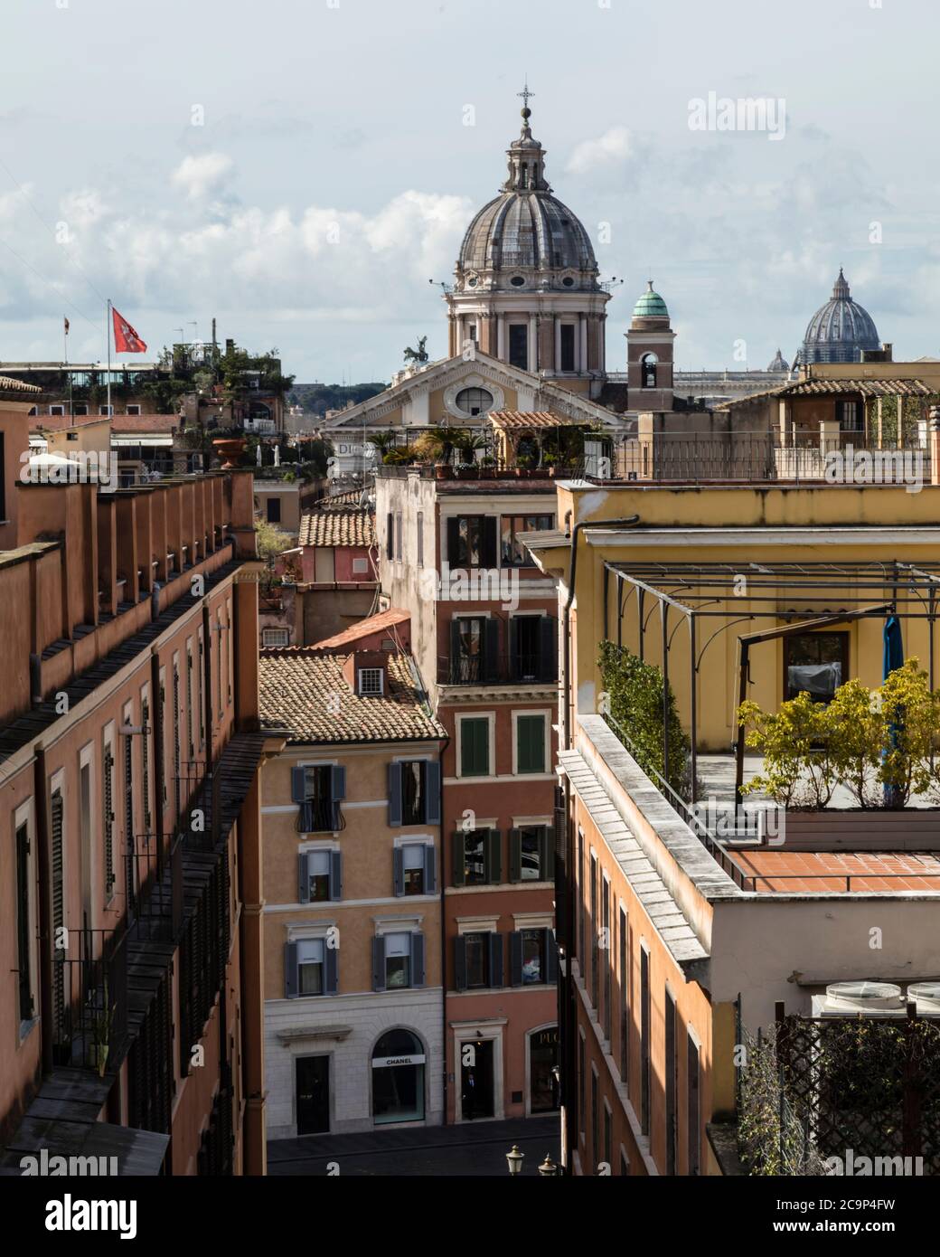 Dome of sant ambrogio e carlo al corso hi-res stock photography and ...