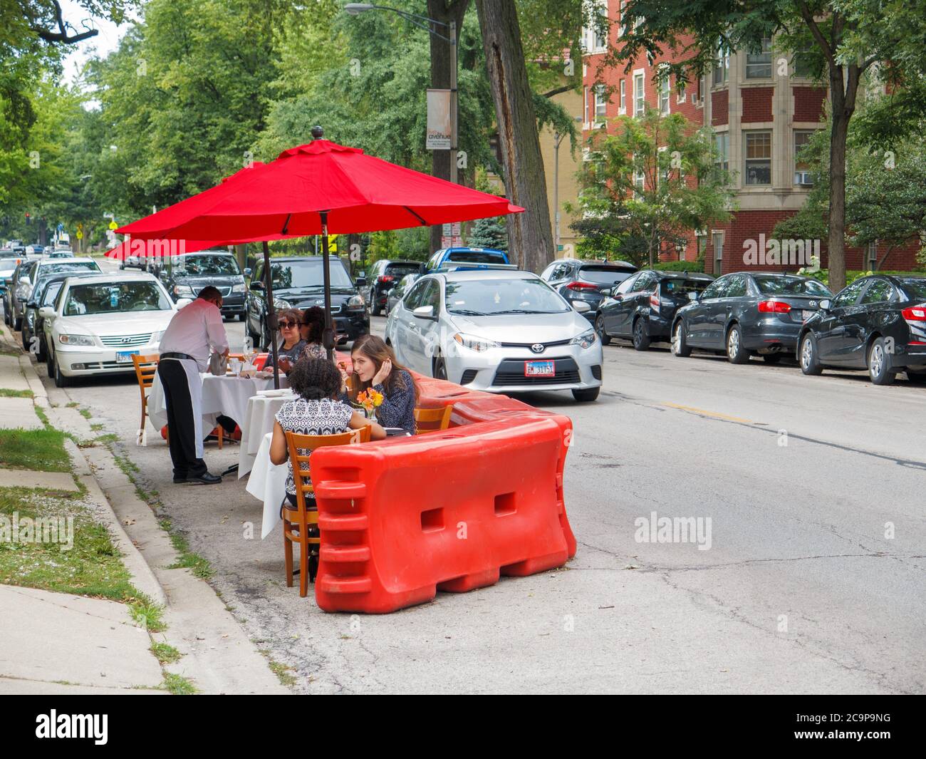 Health and safety in a restaurant hi-res stock photography and images ...