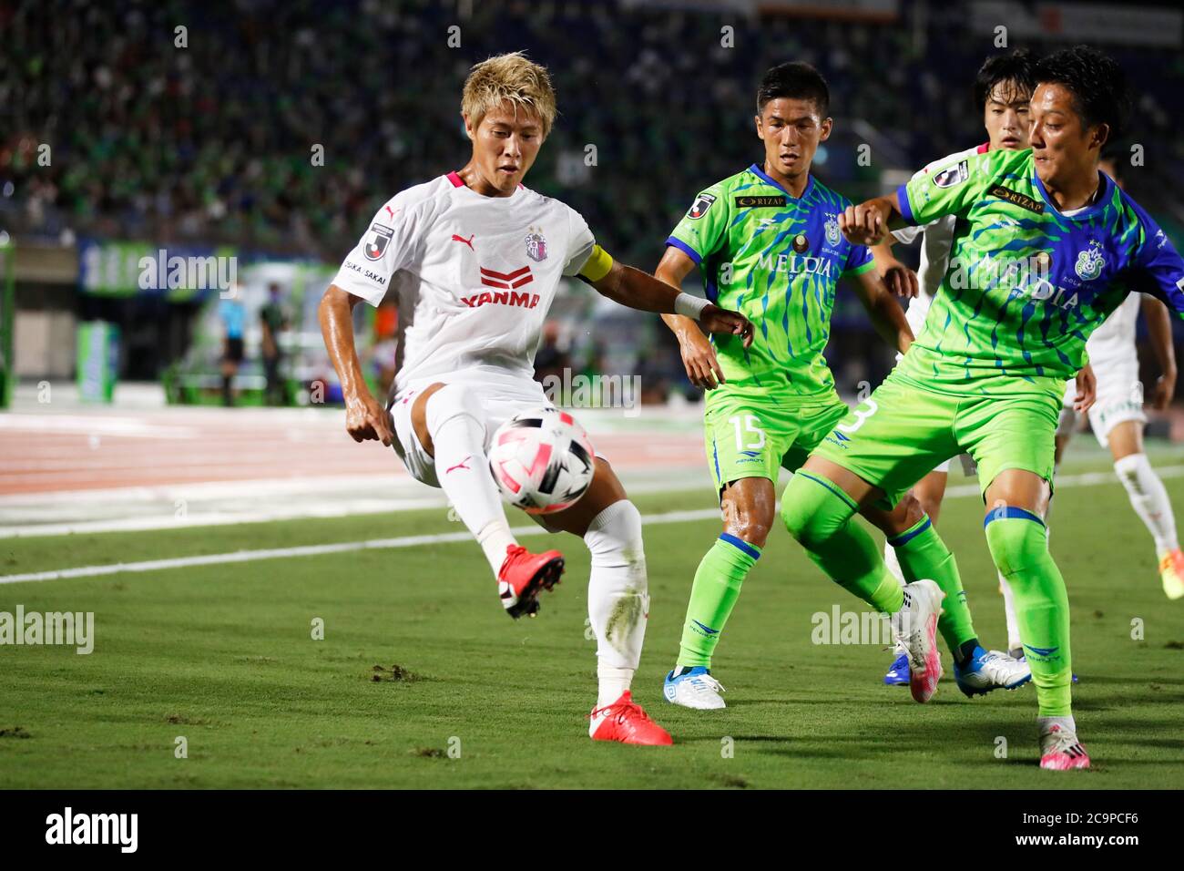 Shonan BMW Stadium Hiratsuka, Kanagawa, Japan. 1st Aug, 2020. (L to R ...