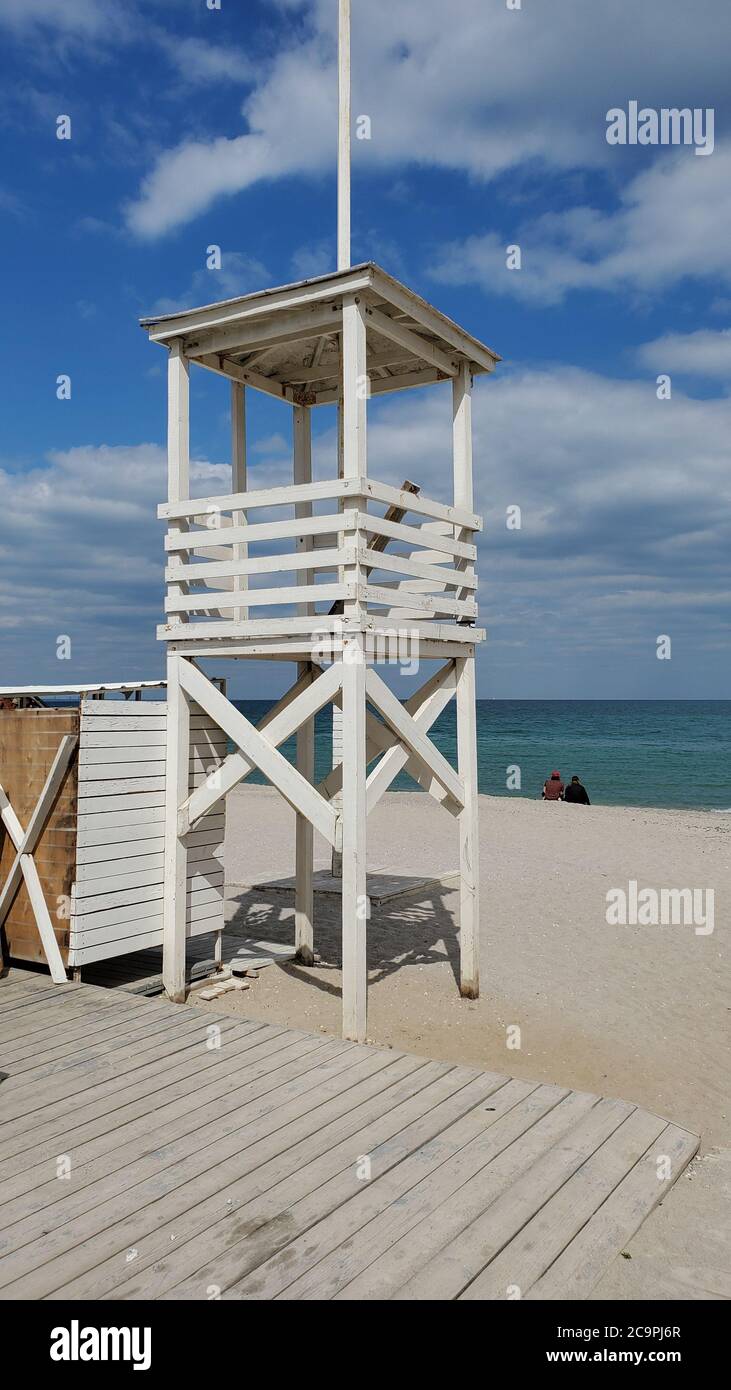 Wooden lifeguard house on sand hi-res stock photography and images - Alamy