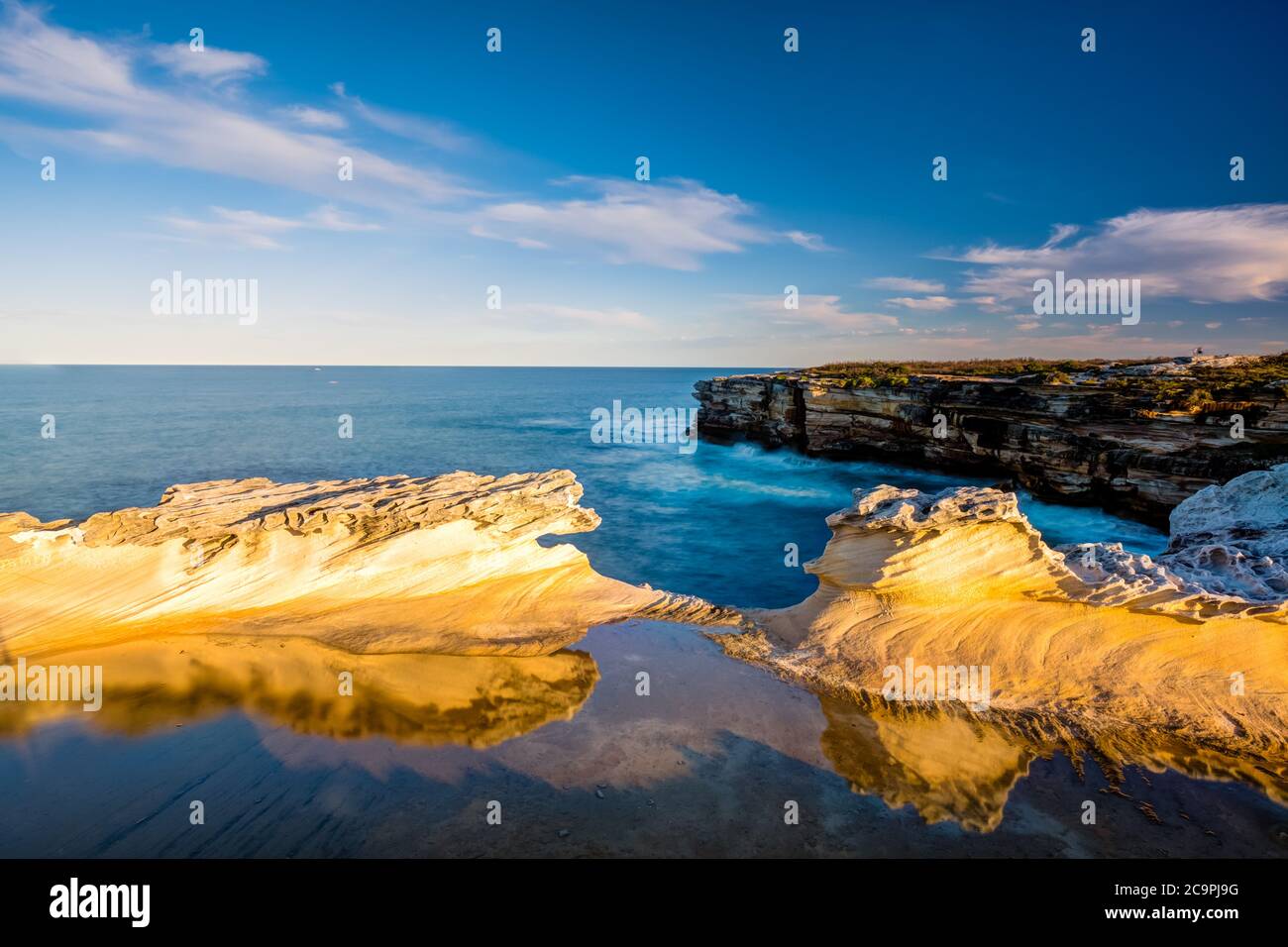 The beautiful coastline of Botany Bay National Park in an Afternoon ...