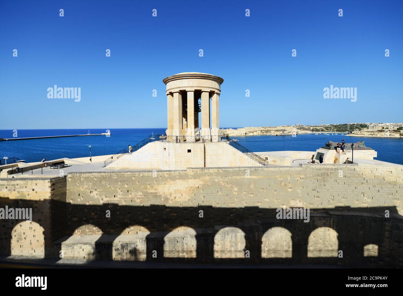 Siege bell war memorial hi-res stock photography and images - Alamy