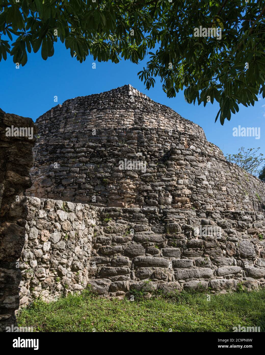 Curved pyramid hi-res stock photography and images - Alamy