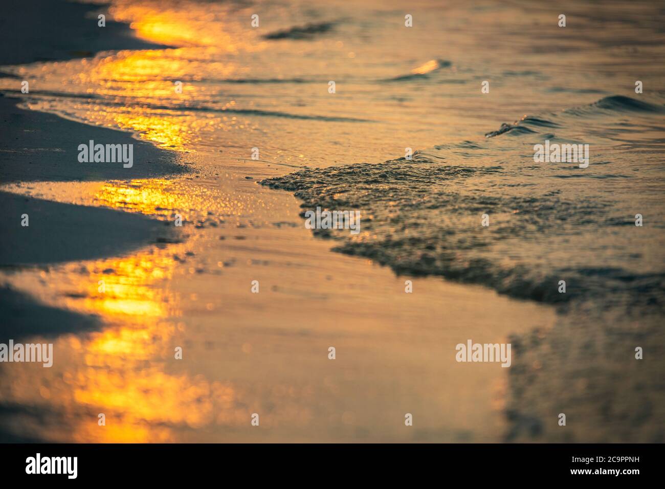 Abstract sea waves hi-res stock photography and images - Alamy