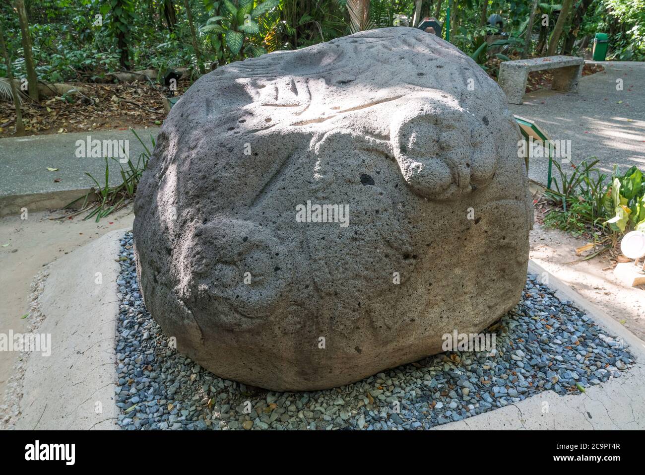 Olmec sculpture from la venta hi-res stock photography and images - Alamy