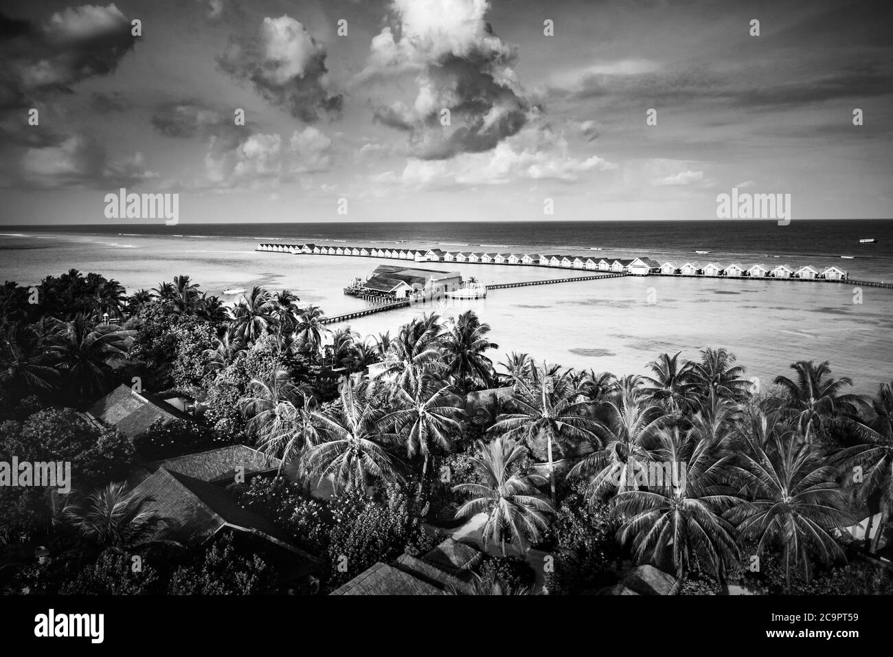 Turquoise beach aerial Black and White Stock Photos & Images - Alamy