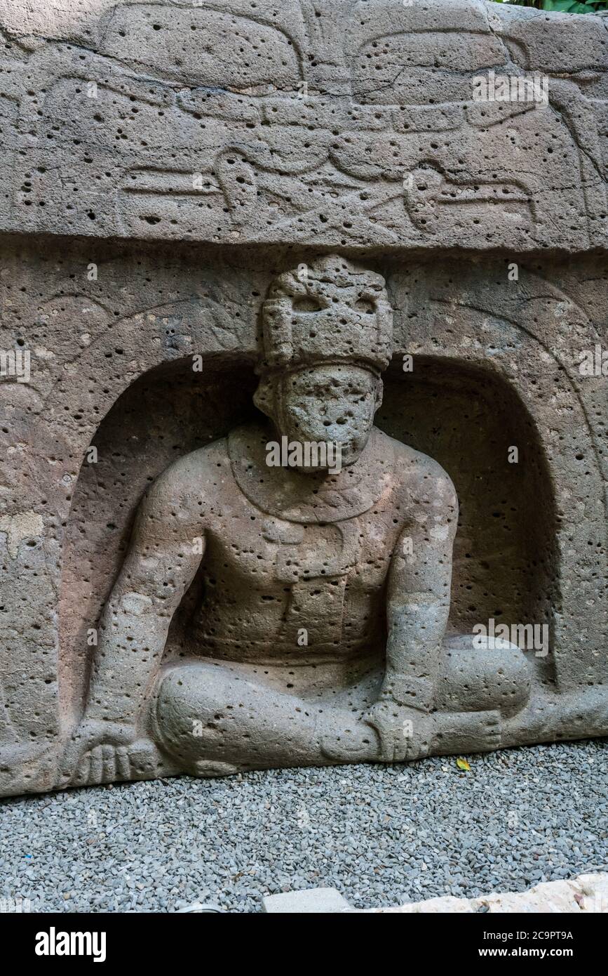 Olmec altar la venta park hi-res stock photography and images - Alamy