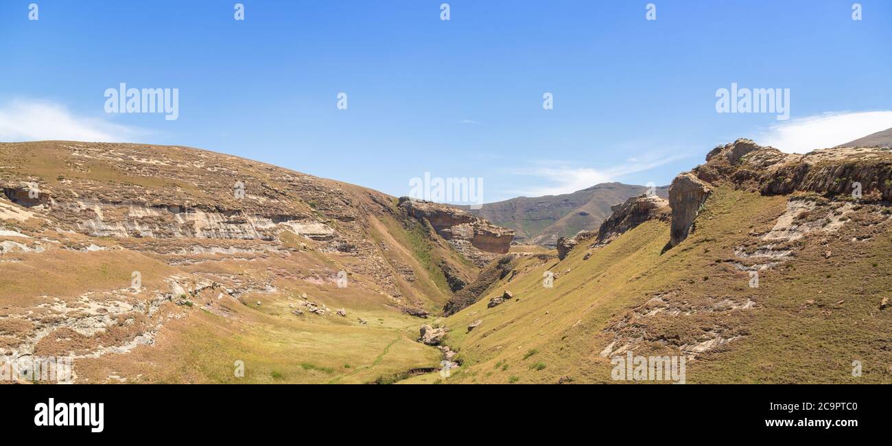 Landscape in the beautiful Golden Gate Highlands National Park ...