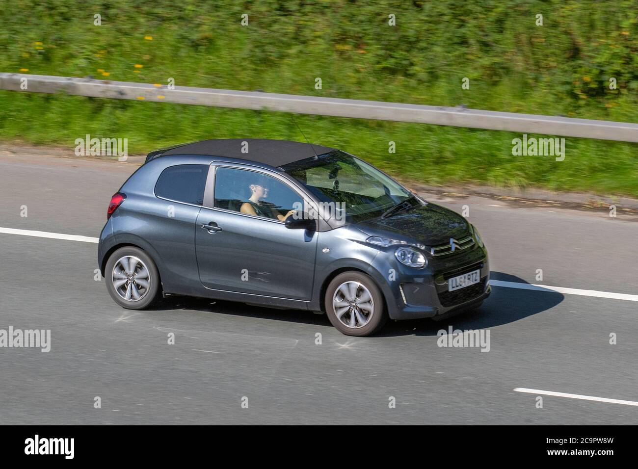 Petrol citroen c1 convertible cars hi-res stock photography and images ...