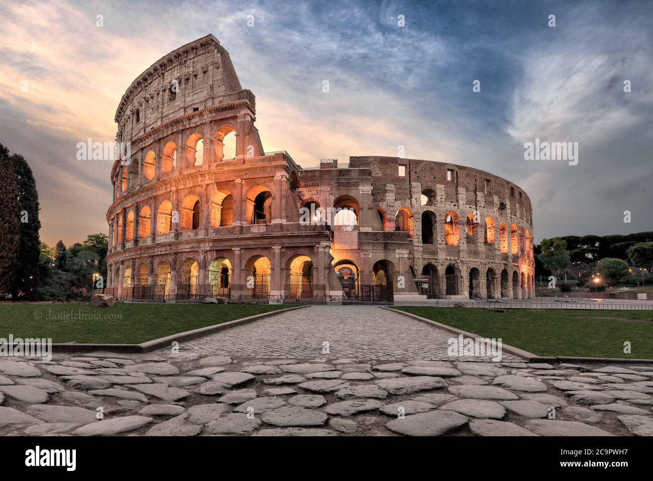 Colosseum rome no person hi-res stock photography and images - Alamy
