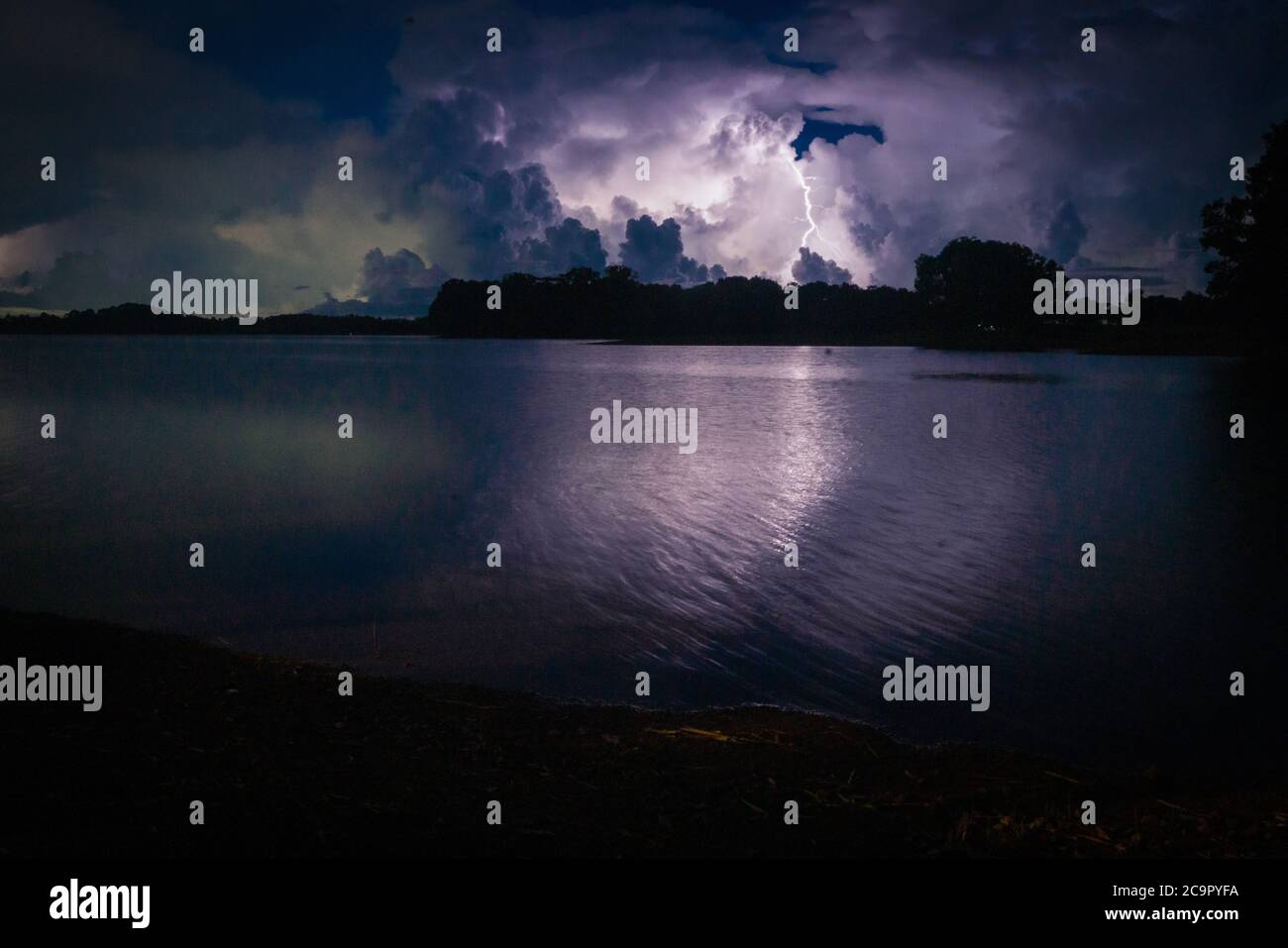 Lightning storm extreme weather hi-res stock photography and images - Alamy