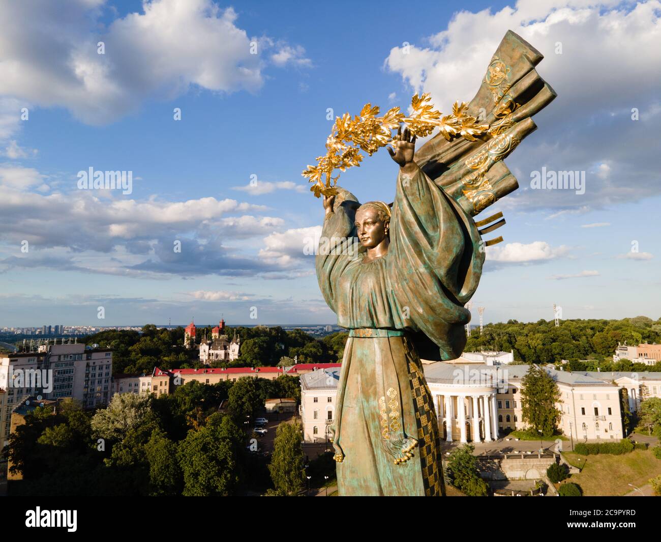 Monument on Independence Square in Kyiv, Ukraine Stock Photo - Alamy