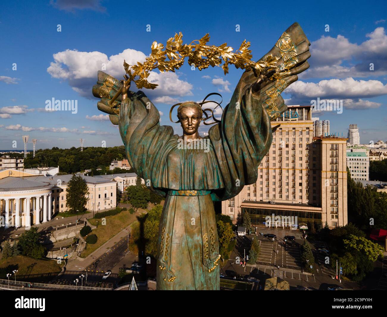 Monument on Independence Square in Kyiv, Ukraine Stock Photo - Alamy