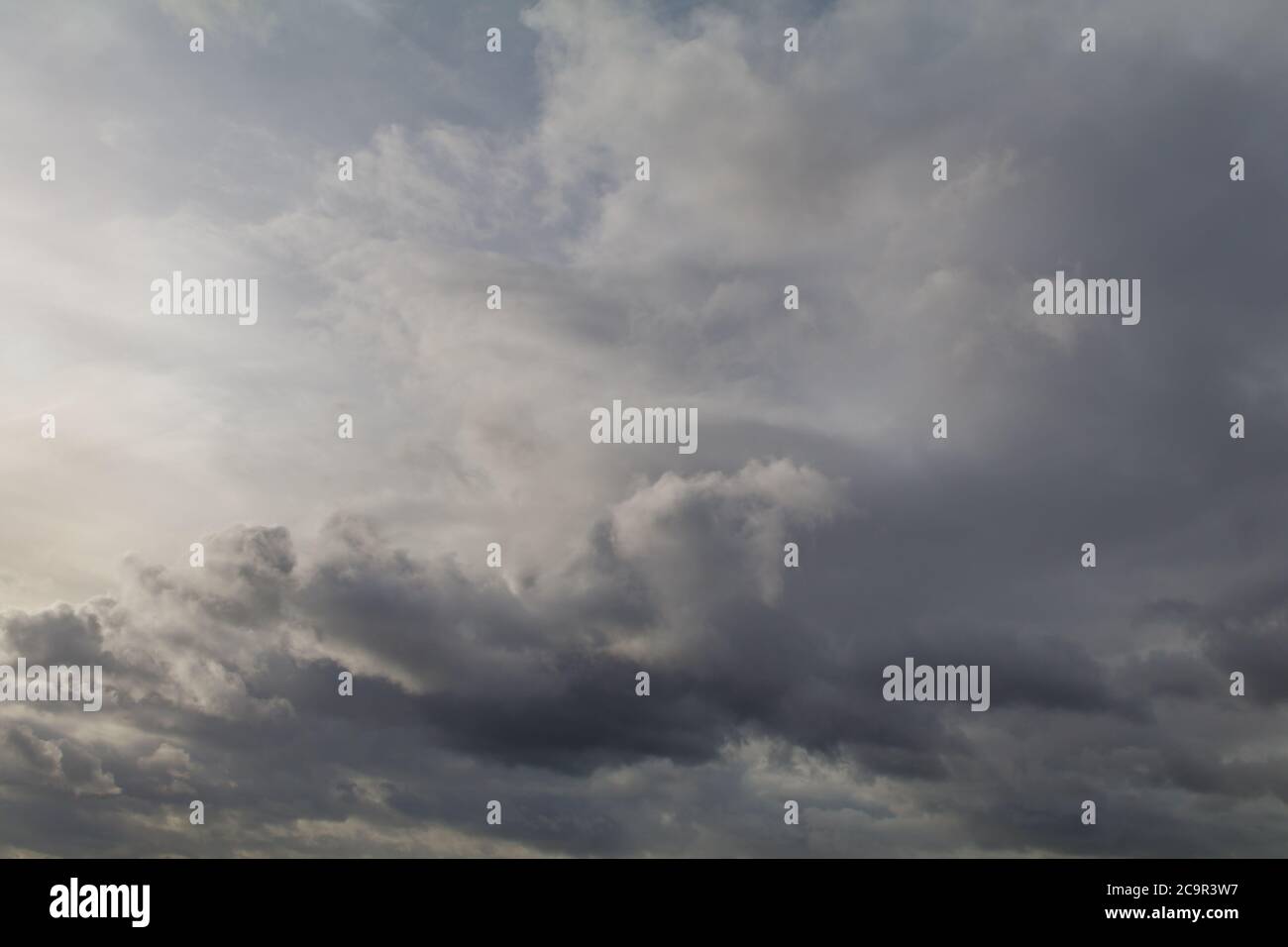 Cumulus cloud grey hi-res stock photography and images - Alamy