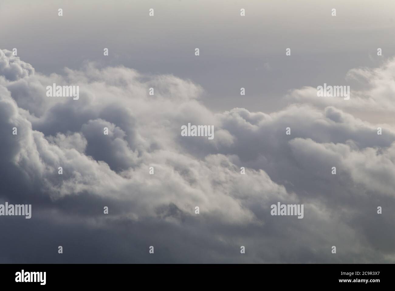 Cumulus cloud grey hi-res stock photography and images - Alamy