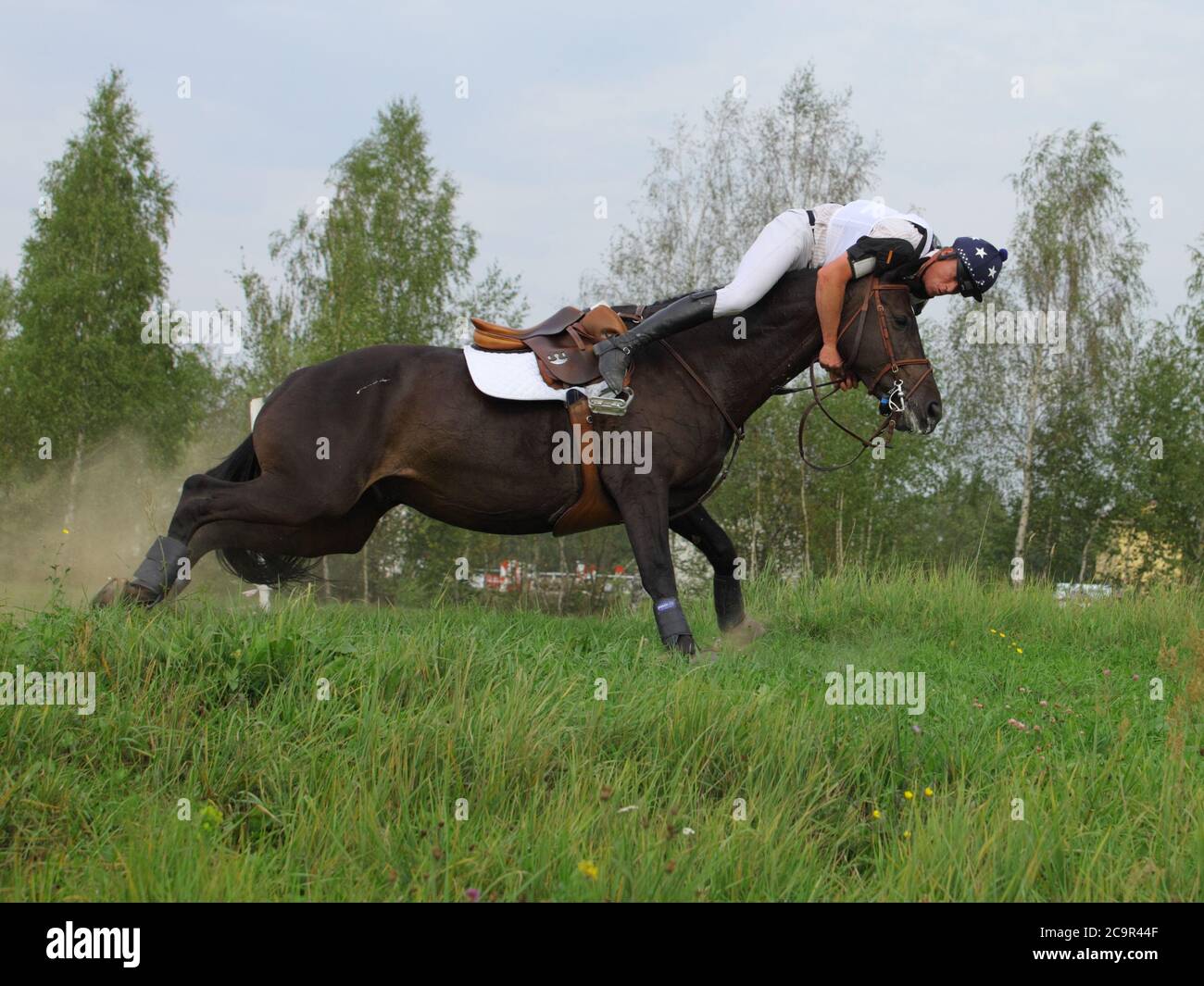 Rider falling off horse hi-res stock photography and images - Alamy