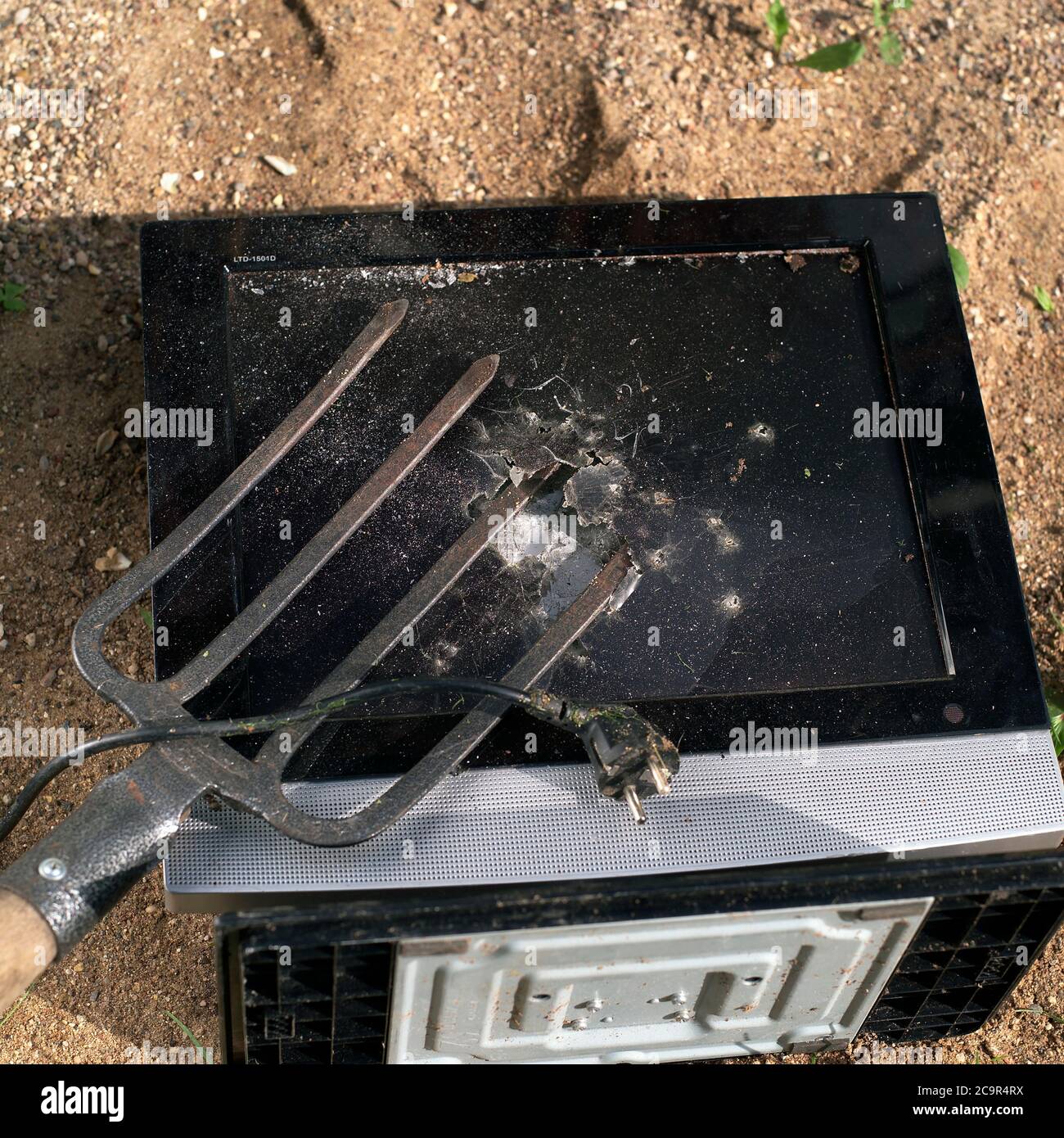 Computer monitor abandoned hi-res stock photography and images - Alamy