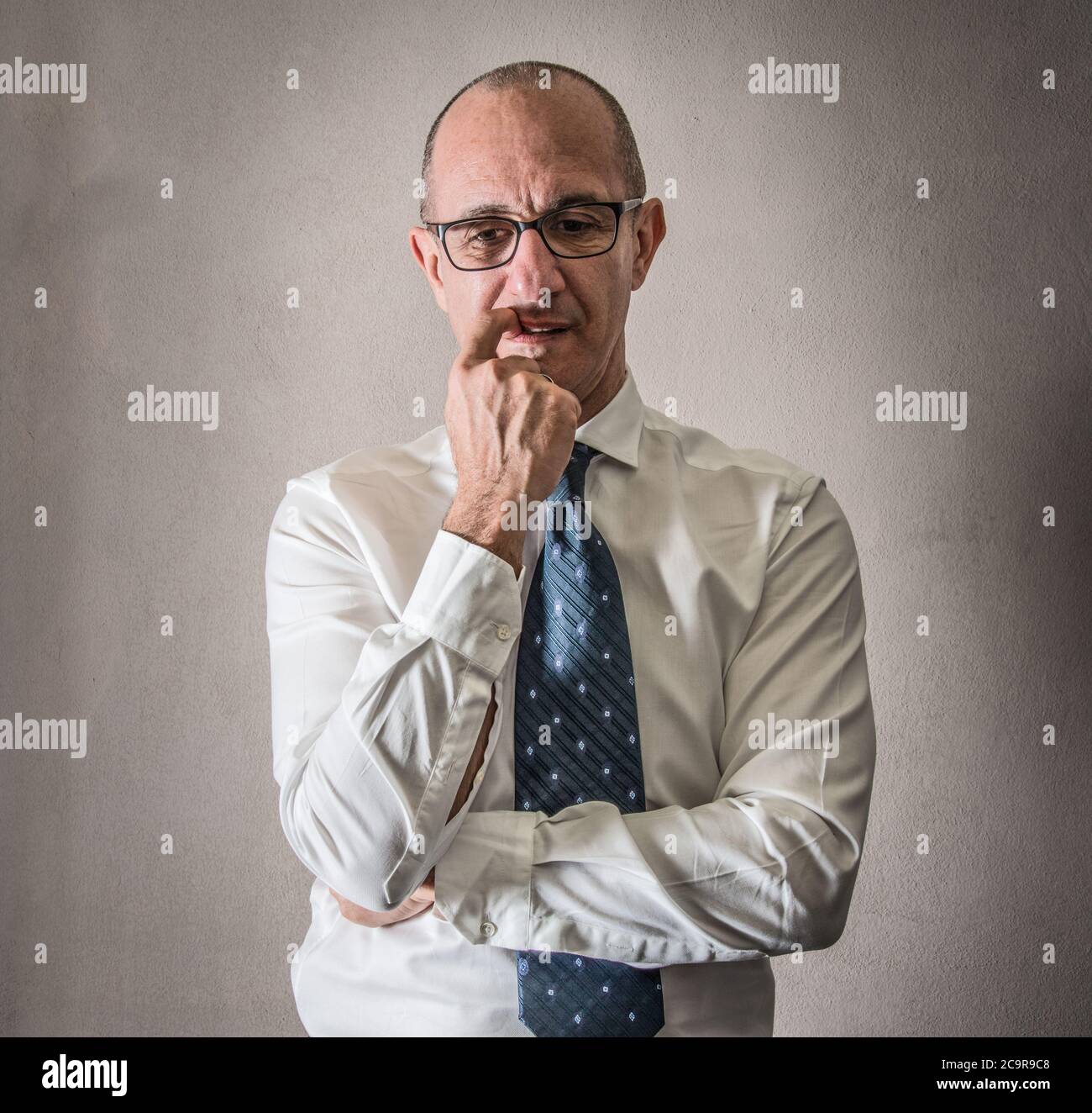 Having doubts hi-res stock photography and images - Alamy