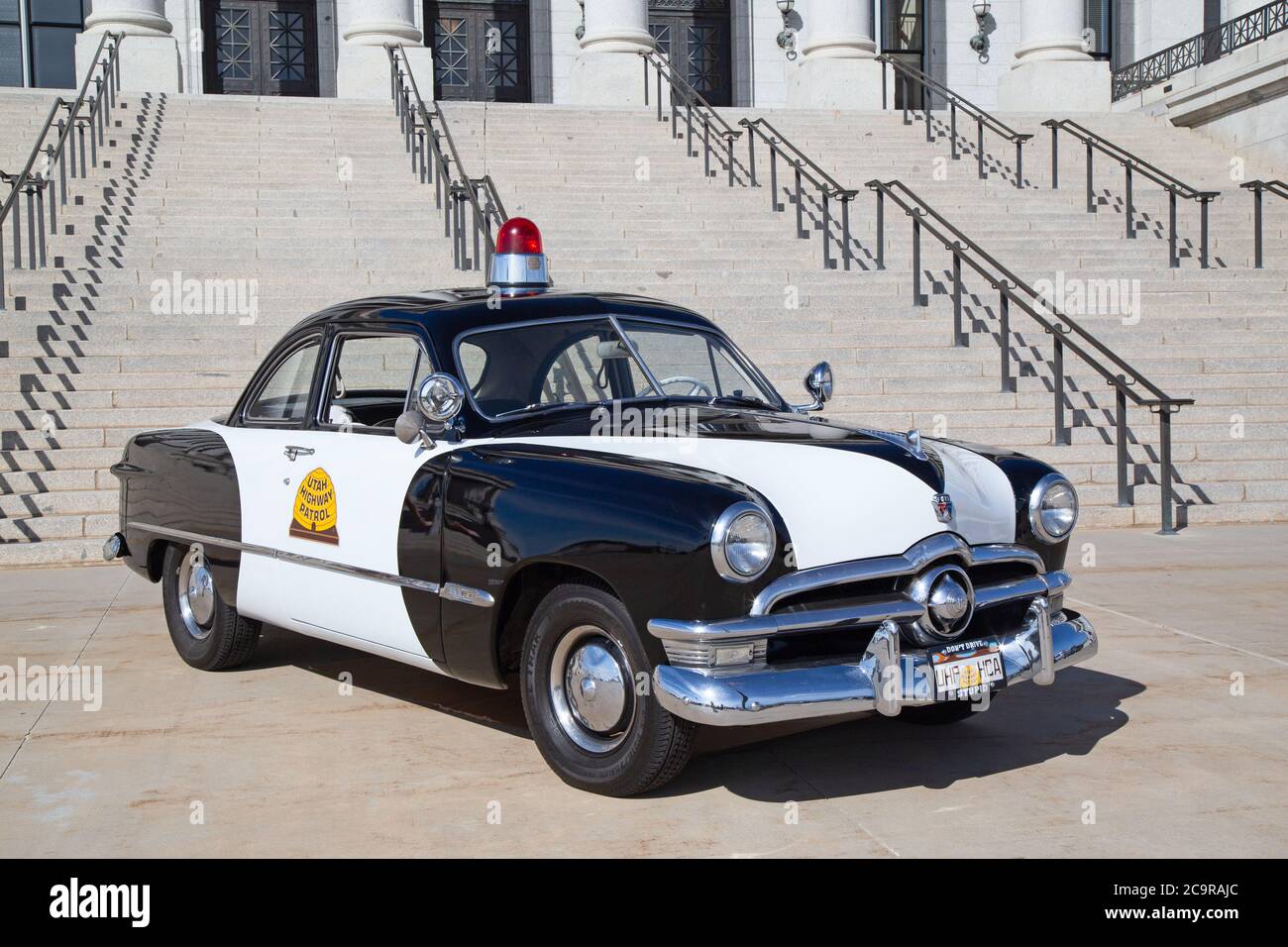 State capitol police car hi-res stock photography and images - Alamy