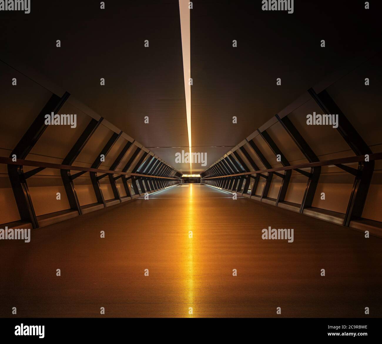 Symbol symmetry hi-res stock photography and images - Alamy