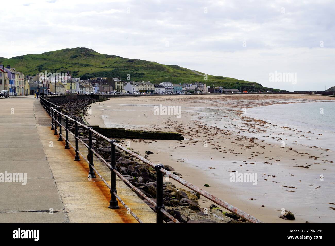 Bay castle town harbour hi-res stock photography and images - Alamy