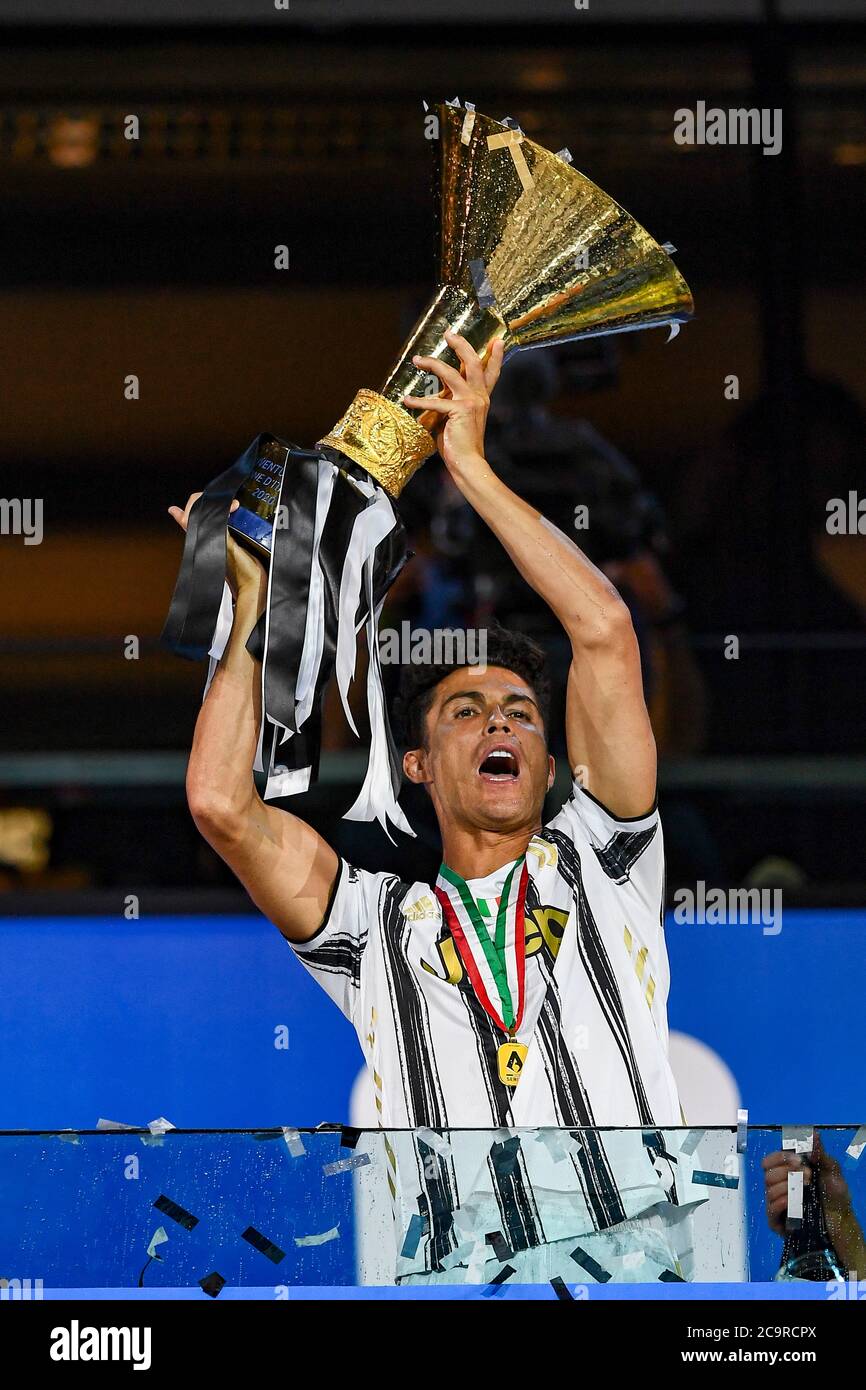 Cristiano ronaldo serie a trophy hi-res stock photography and images ...
