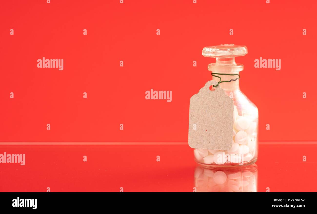 Empty medication vial hi-res stock photography and images - Alamy