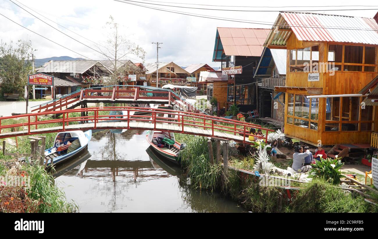 La laguna de la cocha hi-res stock photography and images - Alamy