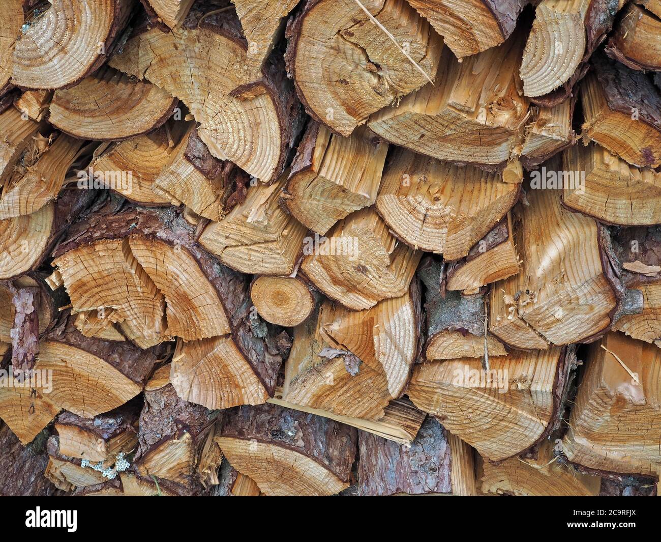 choped wood background Stock Photo - Alamy