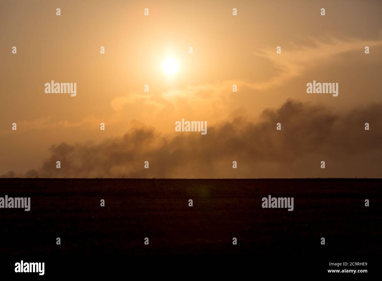 Wildfire column hi-res stock photography and images - Alamy