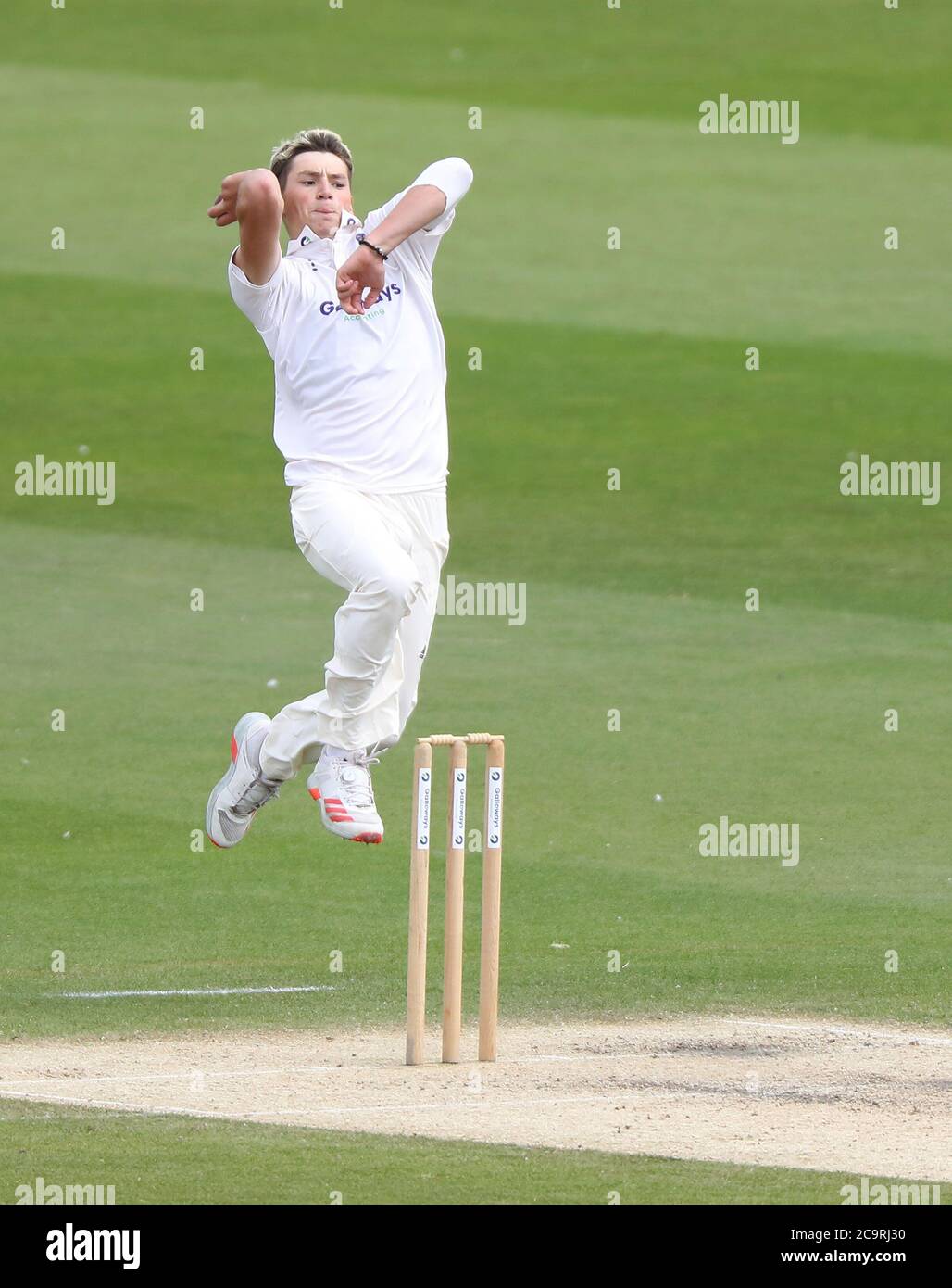 Bob willis cricket bowling hi-res stock photography and images - Alamy