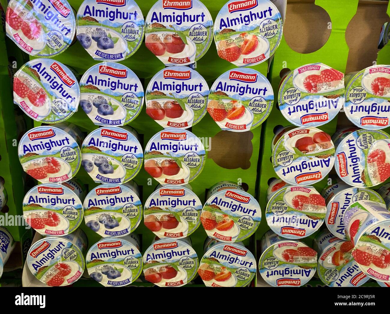 Supermarket yoghurt display hi-res stock photography and images - Alamy
