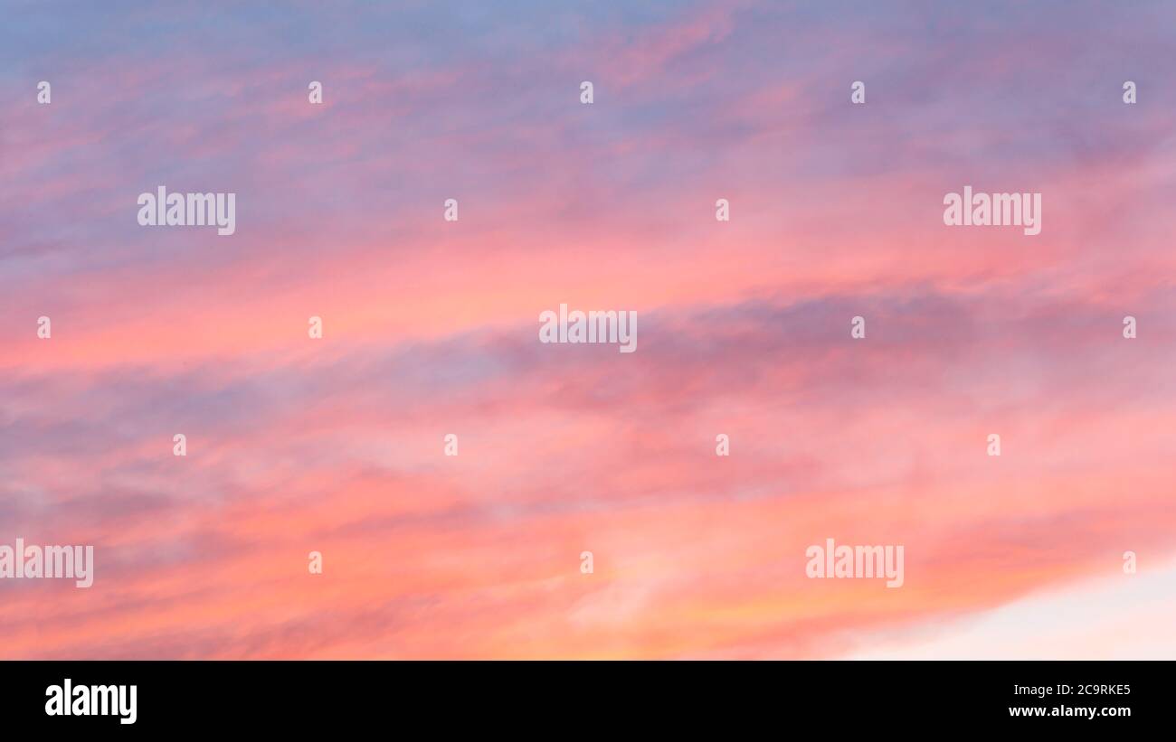 Hue of sky at dawn hi-res stock photography and images - Alamy
