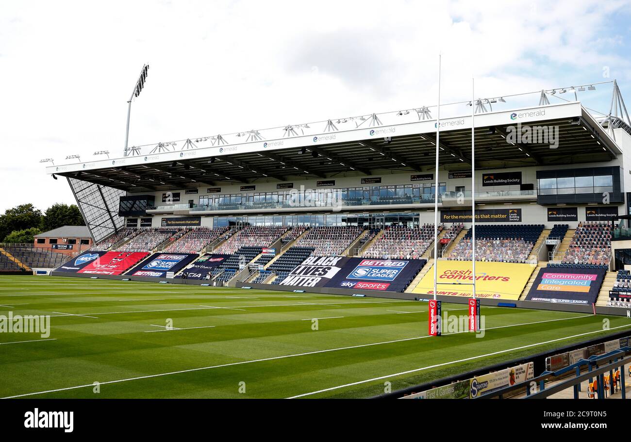 A general view of The Emerald Headingley Stadium, Leeds Stock Photo - Alamy