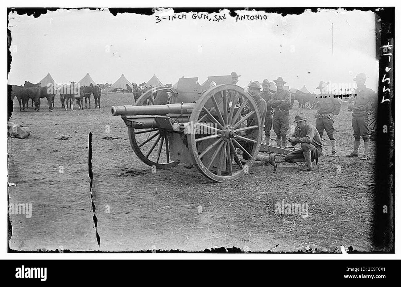3 inch gun hi-res stock photography and images - Alamy