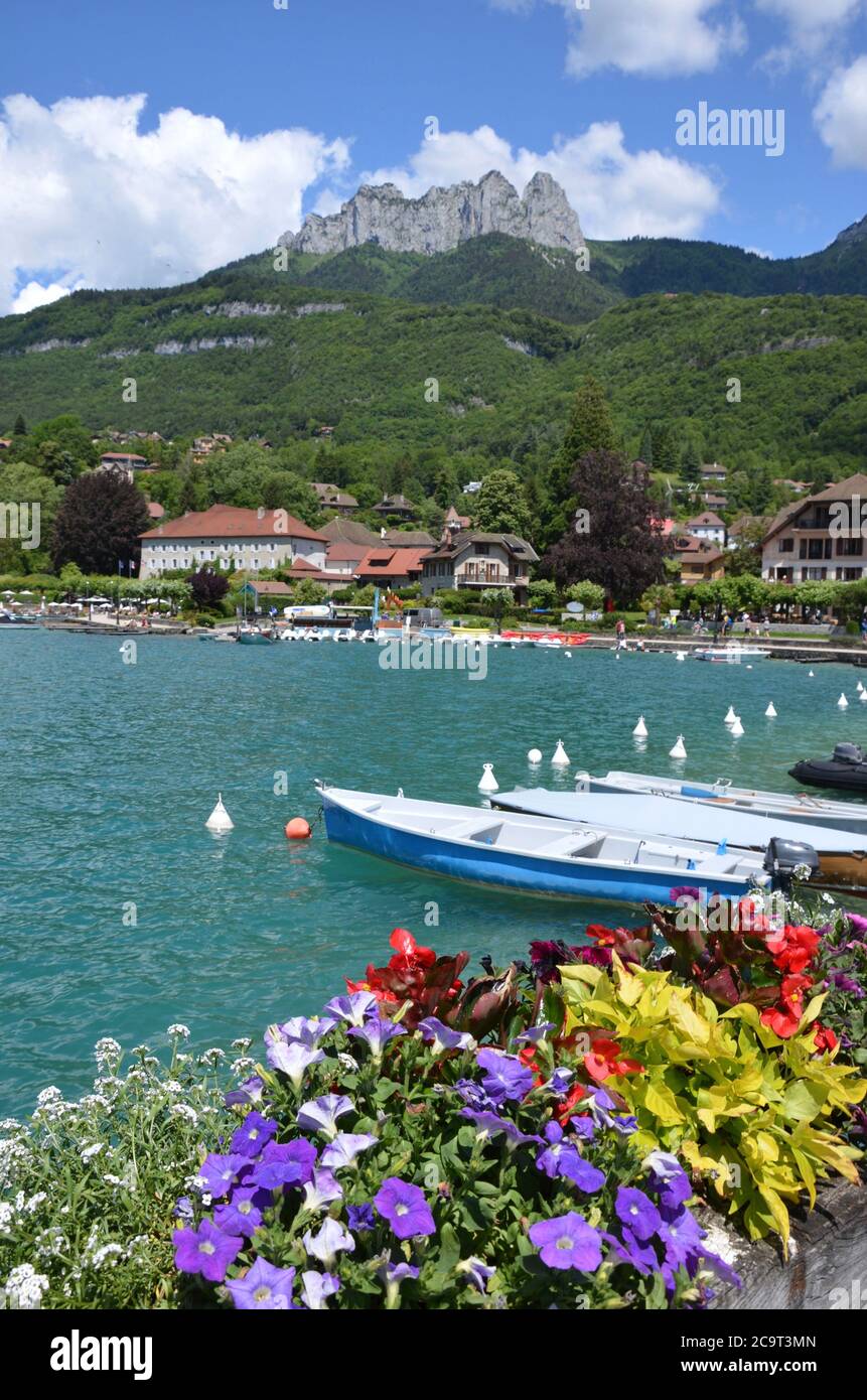 Talloires lake annecy hi-res stock photography and images - Alamy