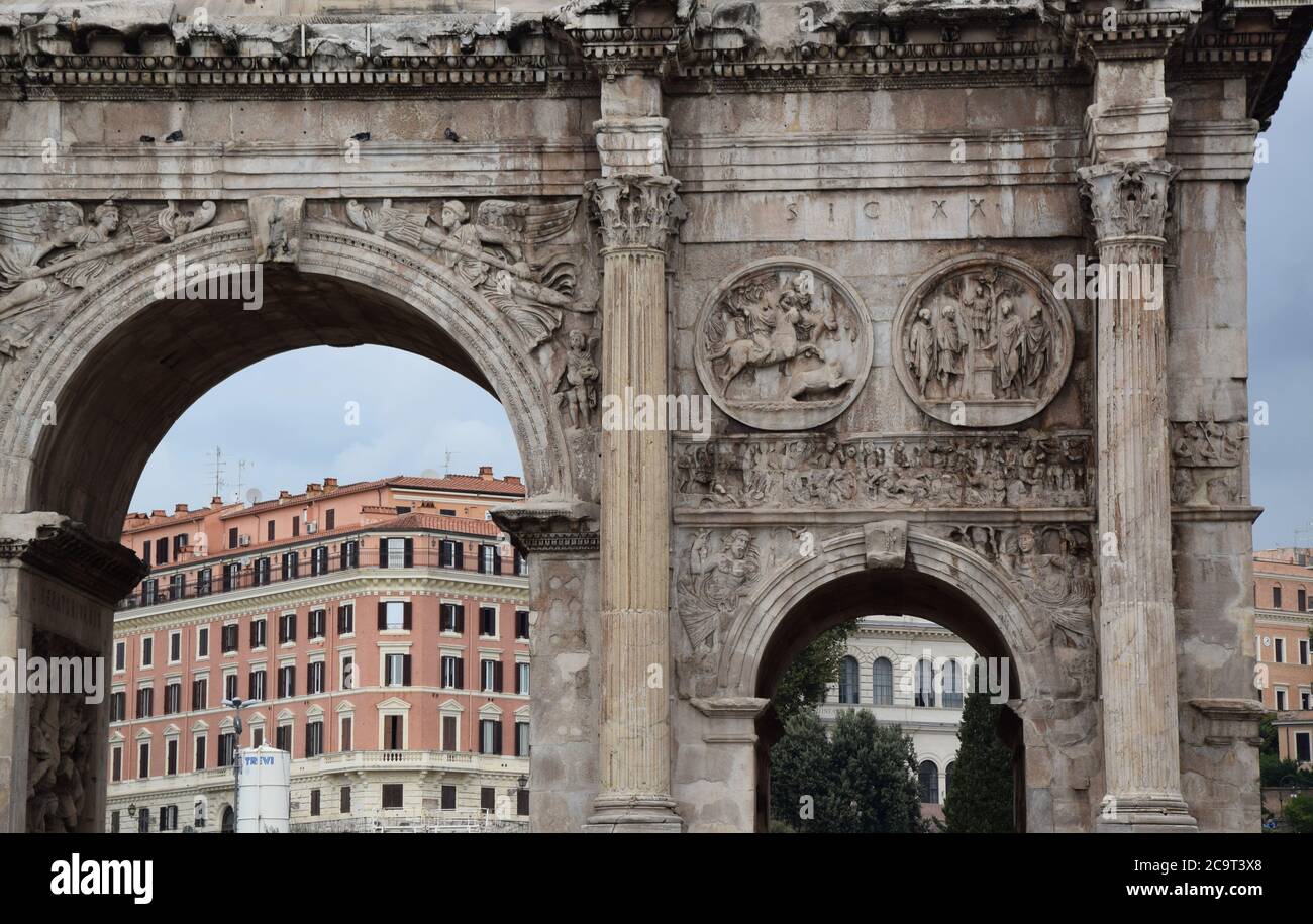 Arch of Constantine near the Colosseum and Forum Romanum in Rome, Italy ...