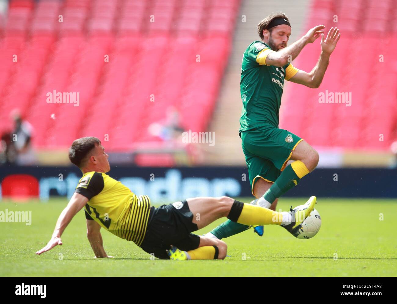 Harrogate Town's Ryan Fallowfield (left) and Notts County's Jim O'Brien ...