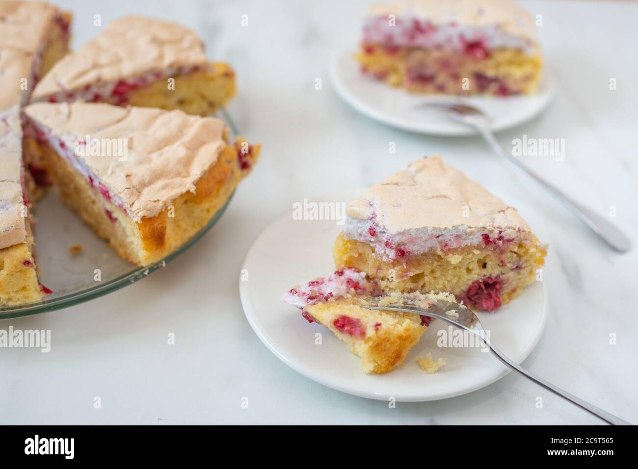 Raspberry Meringue Pie Stock Photo - Alamy