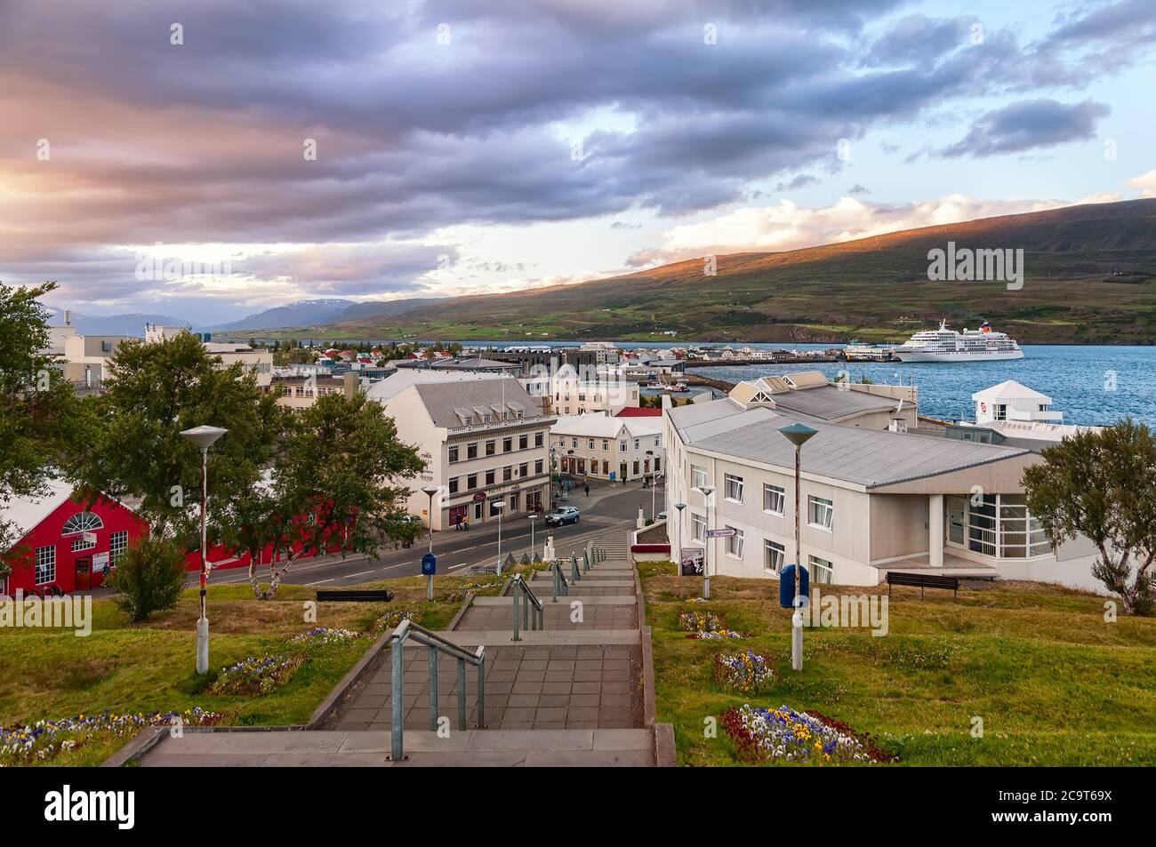 Akureyri buildings hi-res stock photography and images - Alamy