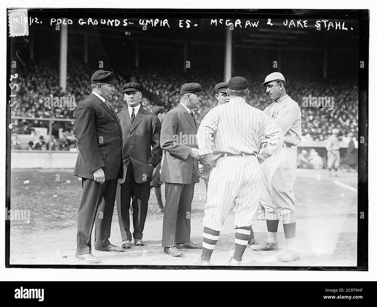 1912 camera hi-res stock photography and images - Alamy