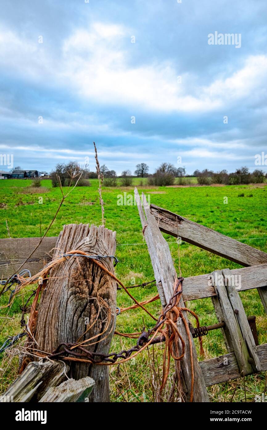 Farm Gate Chain High Resolution Stock Photography and Images - Alamy