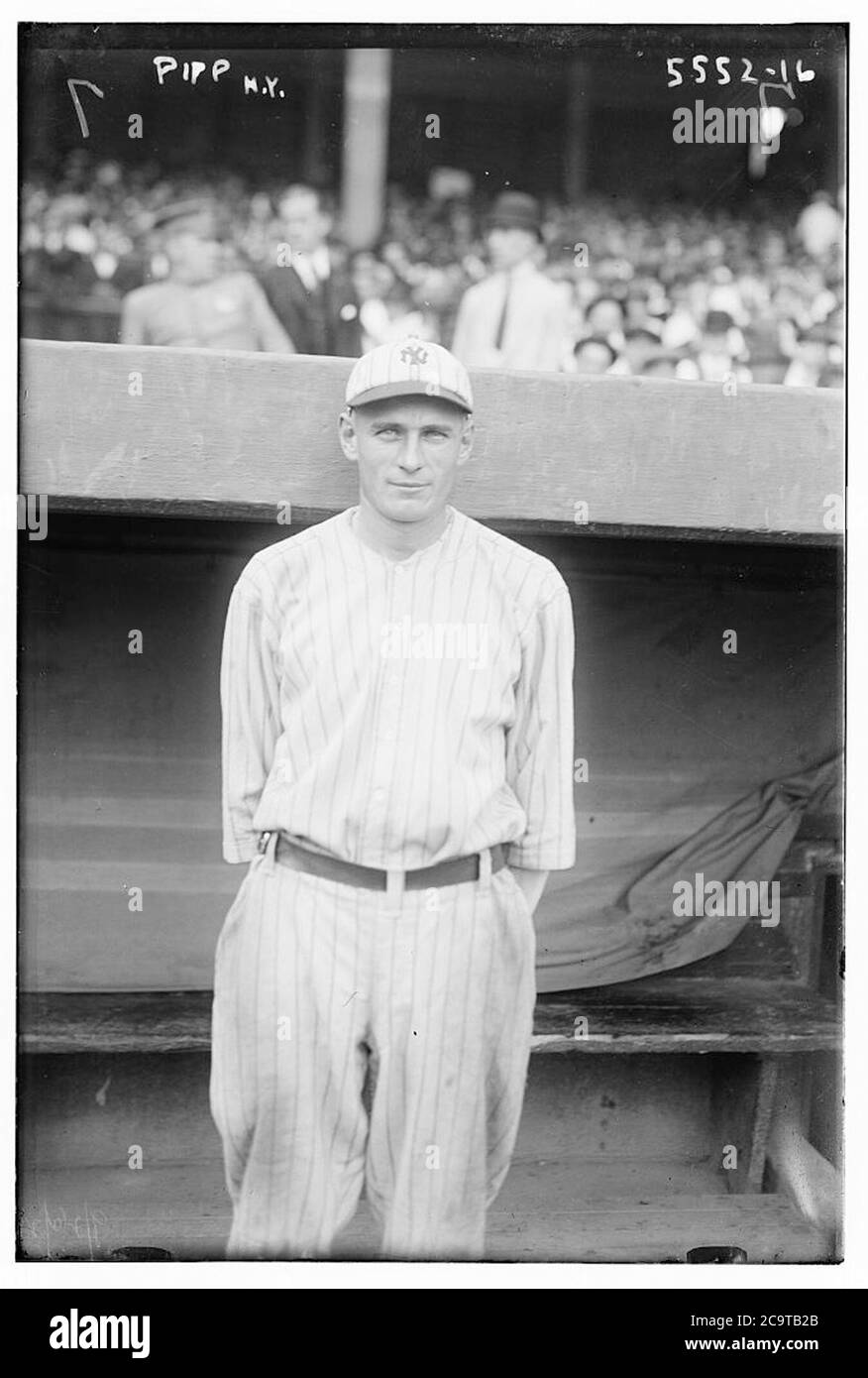 Wally pipp hi-res stock photography and images - Alamy