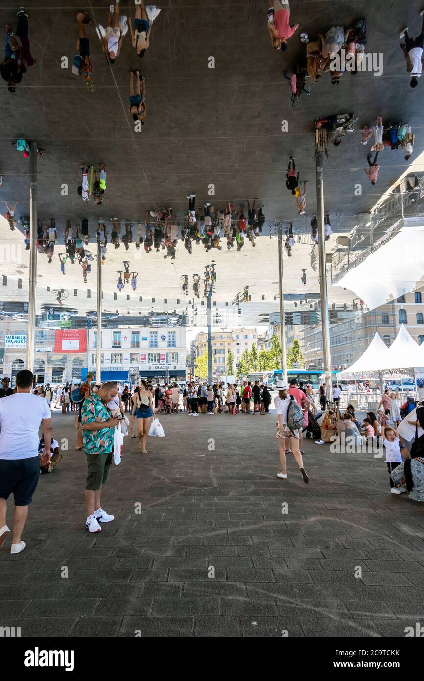 Norman foster canopy hi-res stock photography and images - Alamy