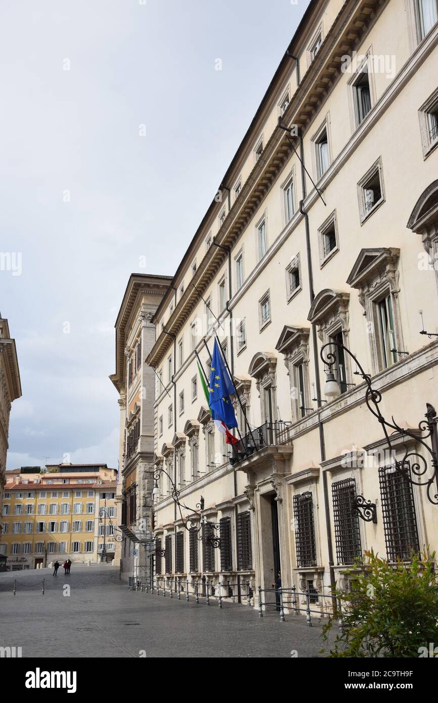 Piazza pilotta rome hi-res stock photography and images - Alamy