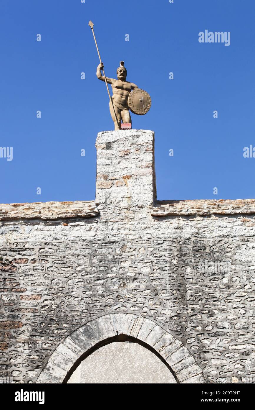 Roman centurion statue hi-res stock photography and images - Alamy