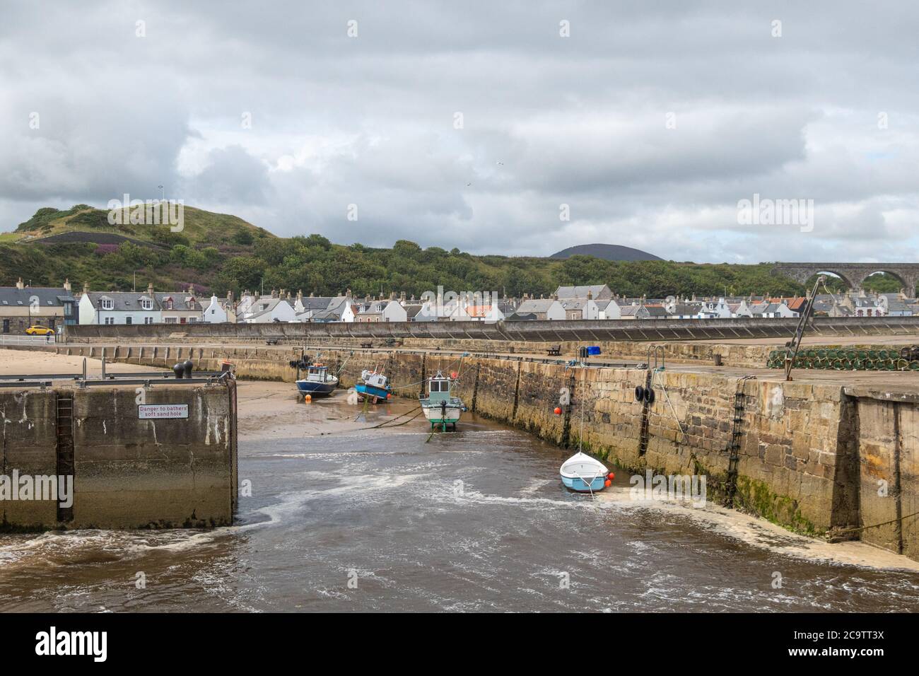 Village and harbour of Cullen, North East Scotland Stock Photo - Alamy