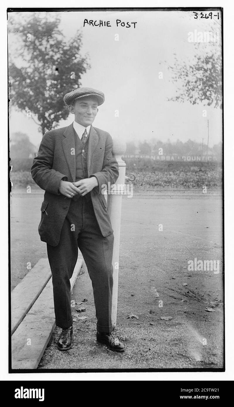 Archie brown hi-res stock photography and images - Alamy