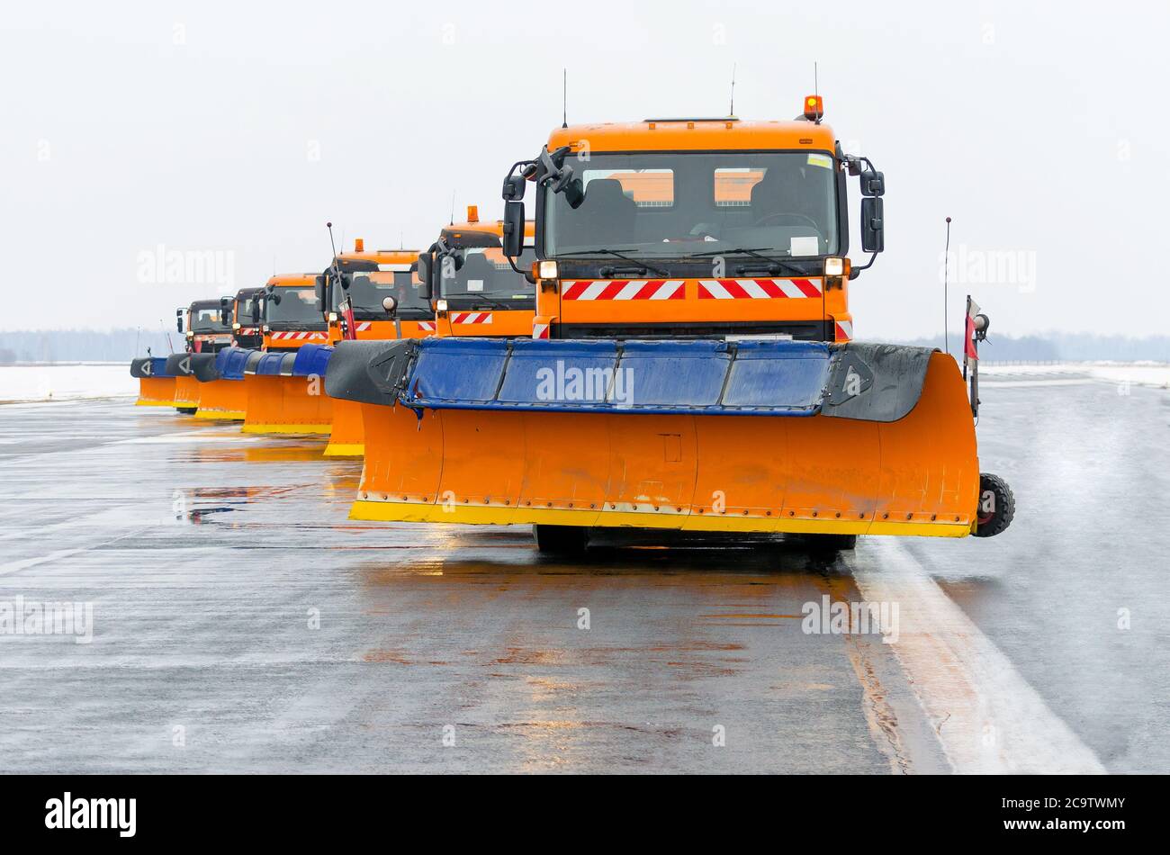 Airfield snow blower hi-res stock photography and images - Alamy